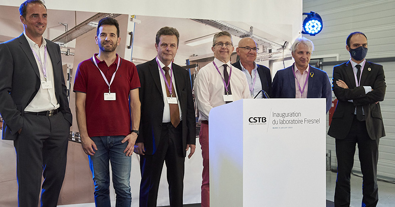 Le CSTB inaugure sa plateforme d'essais vitrages